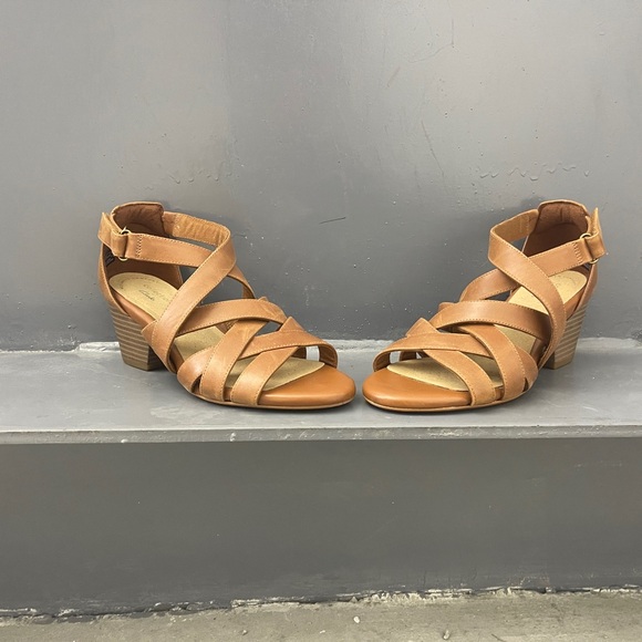 Clarks | Shoes | Clarks Lorene Pop Sandals | Poshmark